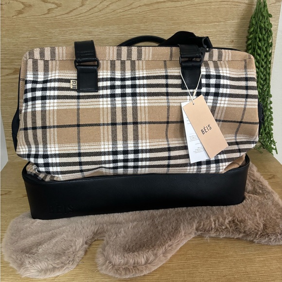 BEIS | Bags | Beis Weekender Limited Edition Plaid | Poshmark